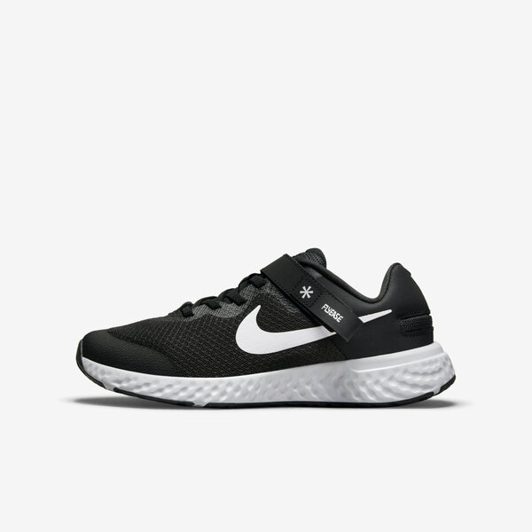博客來-Nike Revolution 6 Flyease NN 4E GS [DO5065-003] 大童 慢跑鞋 寬楦 黑