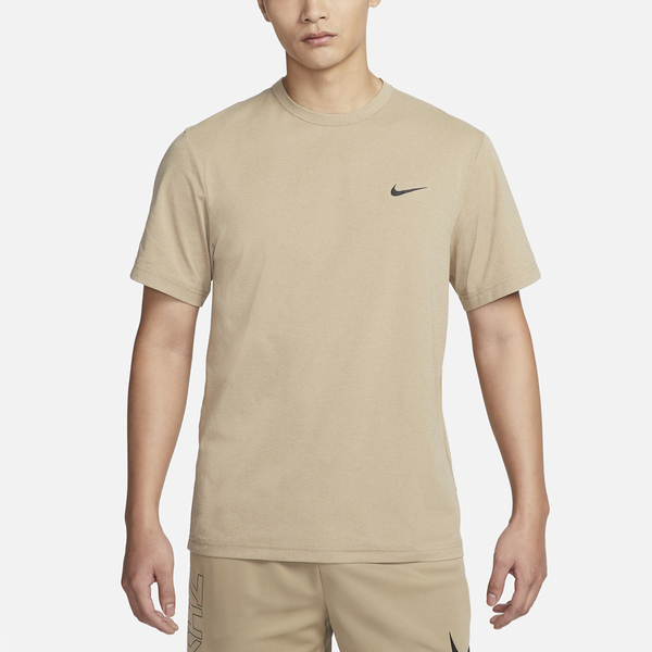 博客來-Nike AS M NK DF UV HYVERSE SS [DV9840-247] 男 短袖 上衣 防曬 慢跑 卡其
