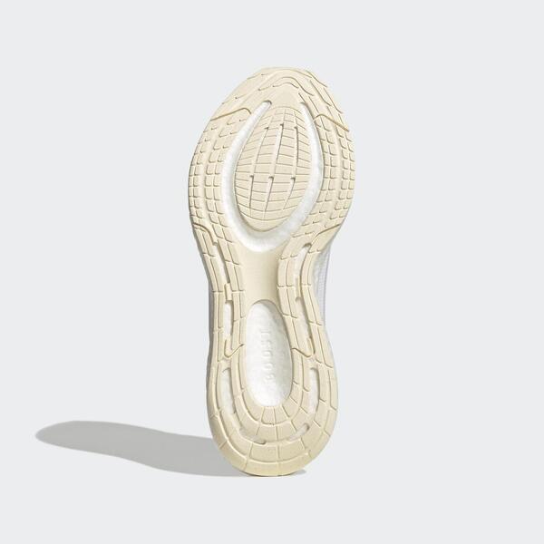 博客來-Adidas Pureboost 22 [HQ7210] 男女 慢跑鞋 運動 路跑 避震 彈力 網布 透氣 愛迪達 白