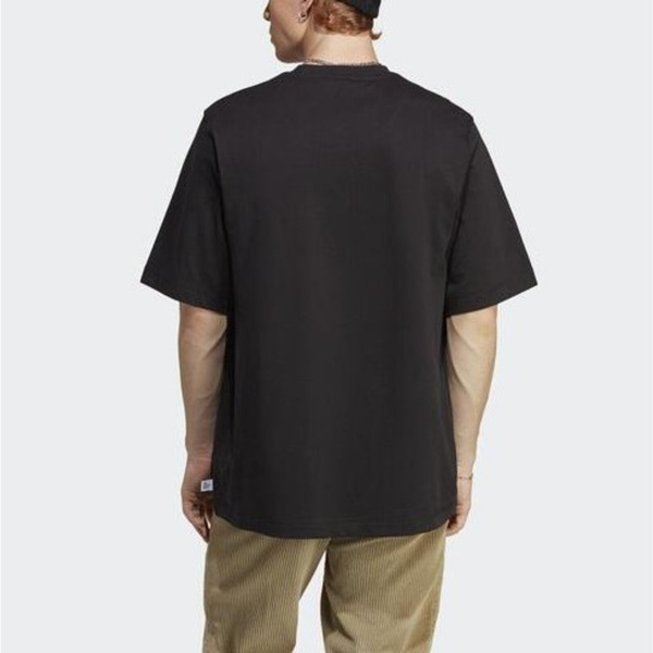 博客來-Adidas M Caps Tee [IC4104] 男 短袖上衣 T恤 運動 訓練 休閒 寬鬆 棉質 舒適 亞洲版 黑